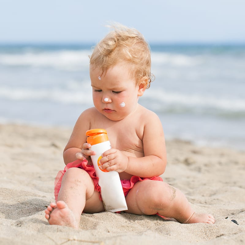 Comparison: 8 sunscreens for babies - Little Guest